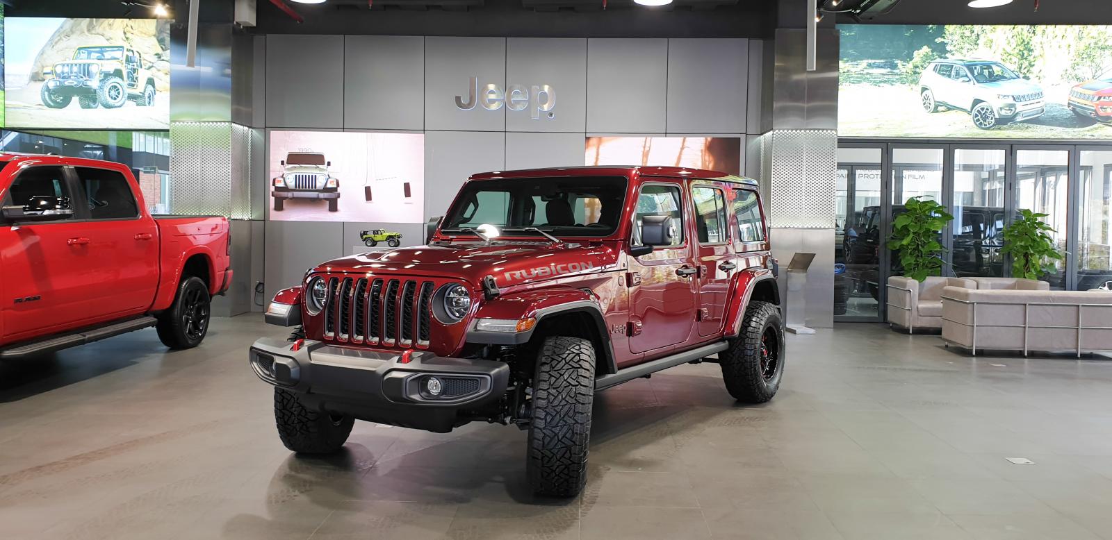 Jeep Wrangler Rubicon 4 cửa 2021 - Giá xe Jeep Wrangler Rubicon đỏ ruby ...