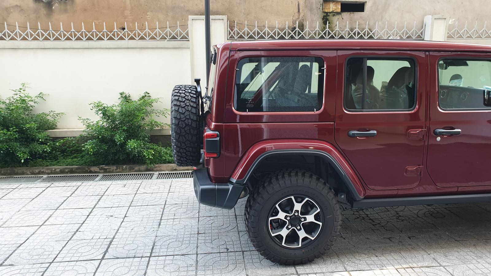 Jeep Wrangler Rubicon 4 cửa 2021 - Giá xe Jeep Wrangler Rubicon đỏ ruby ...